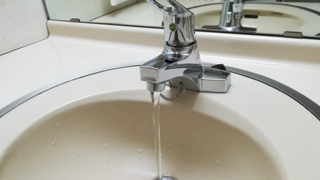 洗面化粧台のシングルレバー水栓【KVK KM7014TEC】交換の施工例 | 相模原市南区のリフォーム専門店 小嶋ライフ