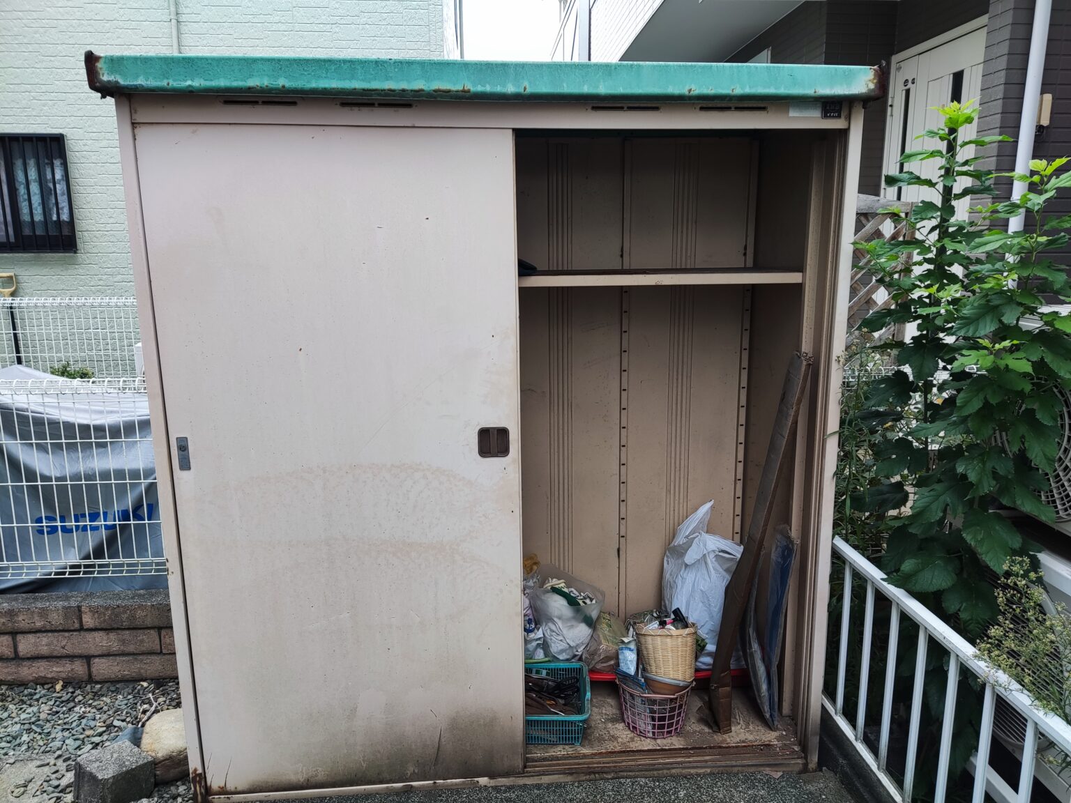 南区文京のお客さま宅で物置の入替え工事をしてきました | 相模原市南区のリフォーム専門店 小嶋ライフ